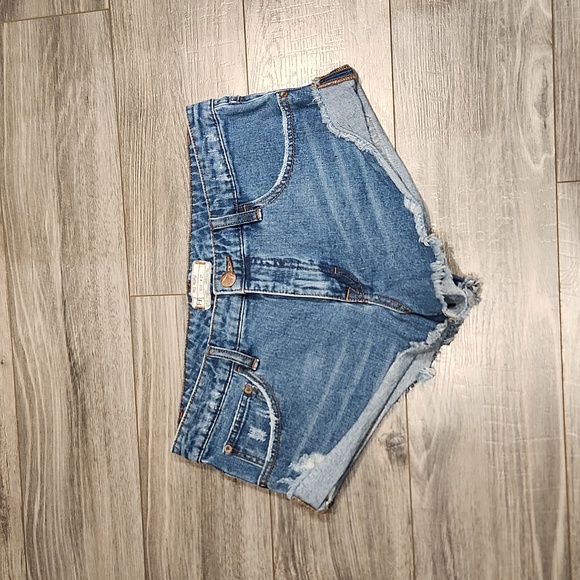 Free People | Shorts | Euc Free People Womens Sz W27 Short Denim Jeans ...